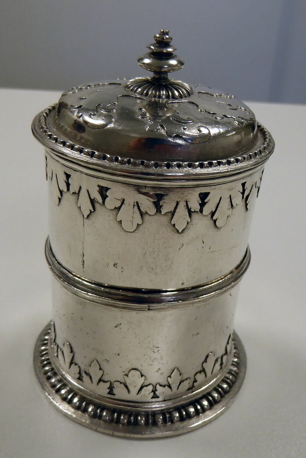 Timbale filtrante - Louvre site des collections